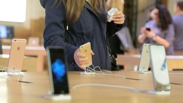 Akıllı telefon üretimi yüzde 11 düştü | DonanımHaber Akıllı telefon üretimi yüzde 11 düştü | DonanımHaber