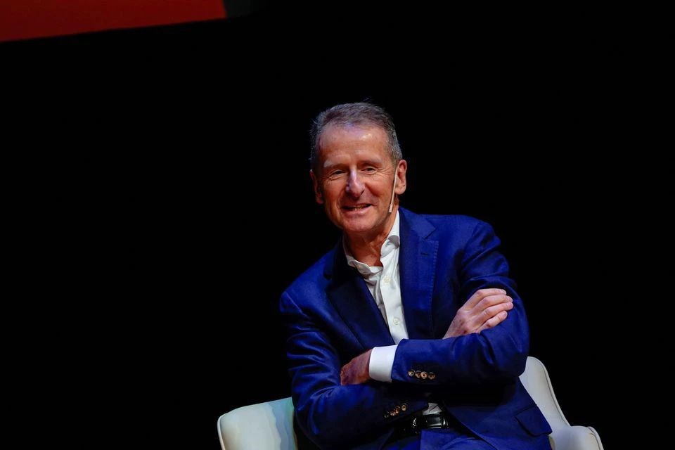 Volkswagen CEO'su iddialı konuştu: Tesla'yı geçebiliriz | DonanımHaber Volkswagen CEO'su iddialı konuştu: Tesla'yı geçebiliriz | DonanımHaber